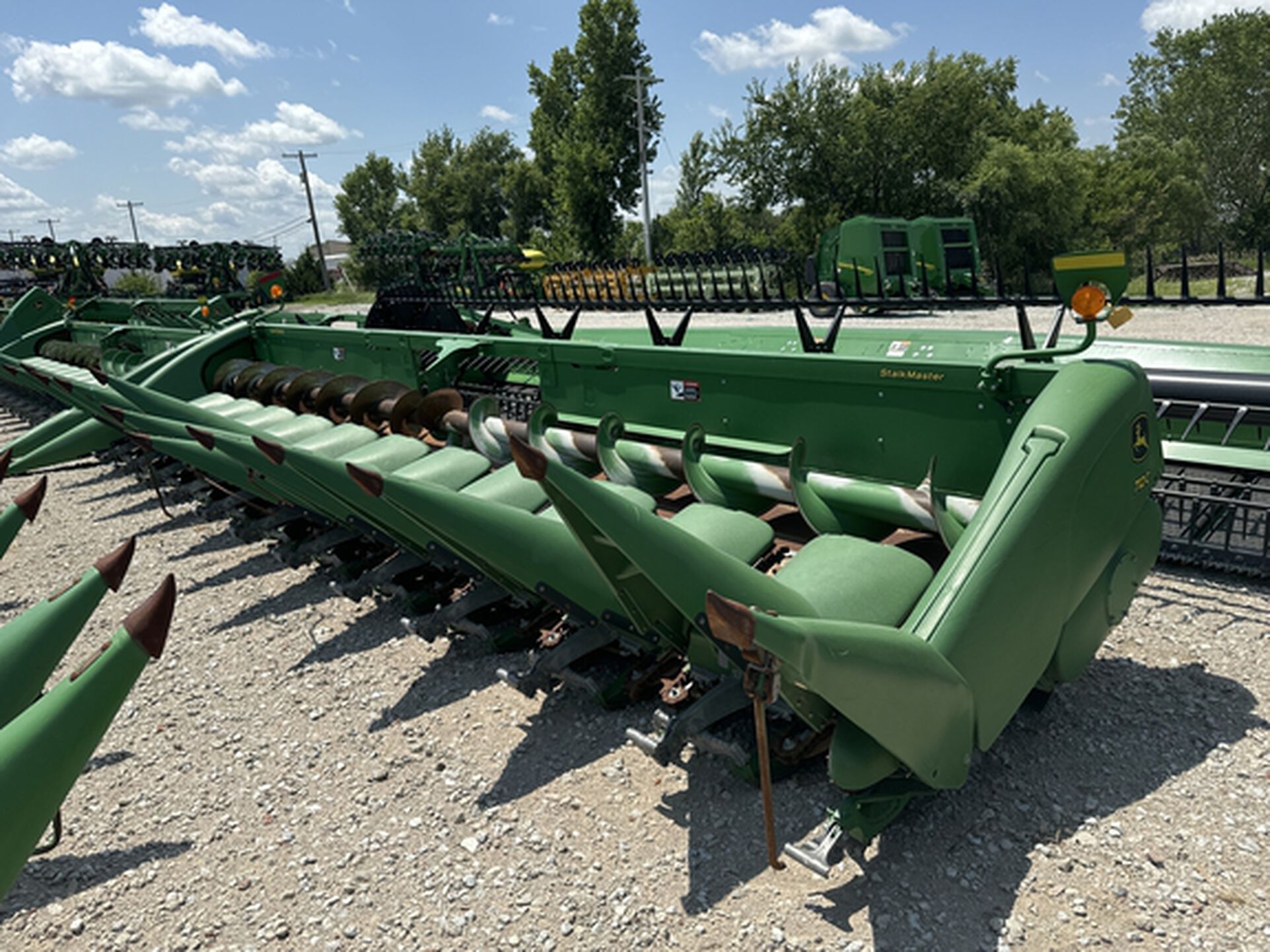 AKRS Equipment